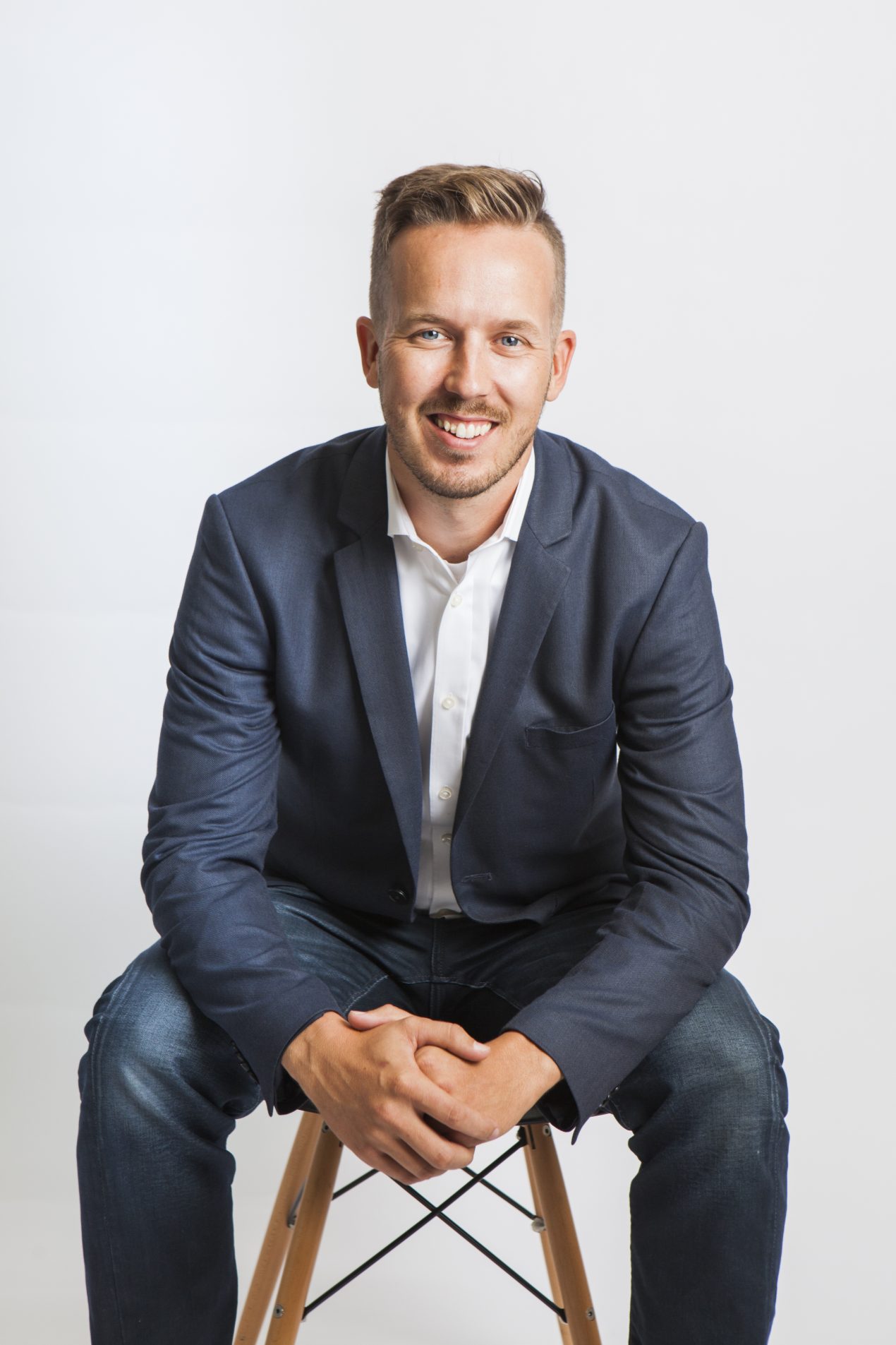 Darrell-Suit - ICUBE UTM